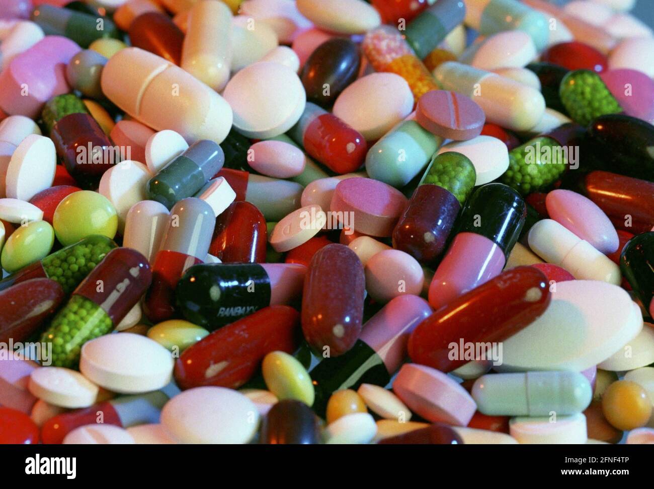 Tablets and pills in every shape and color. [automated translation ...