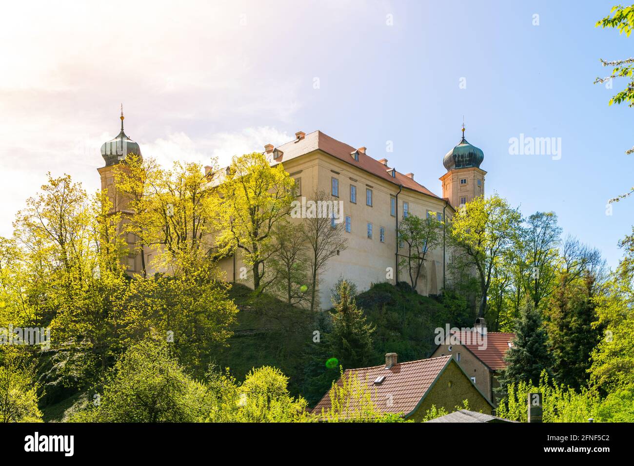 Mnisek pod Brdy - romantic castle Stock Photo - Alamy