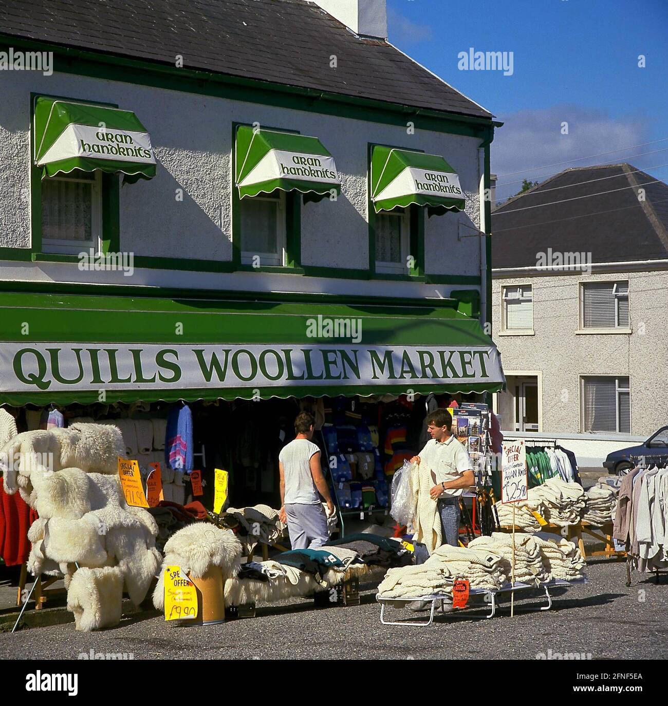 Quills woollen market shop hi-res stock photography and images - Alamy