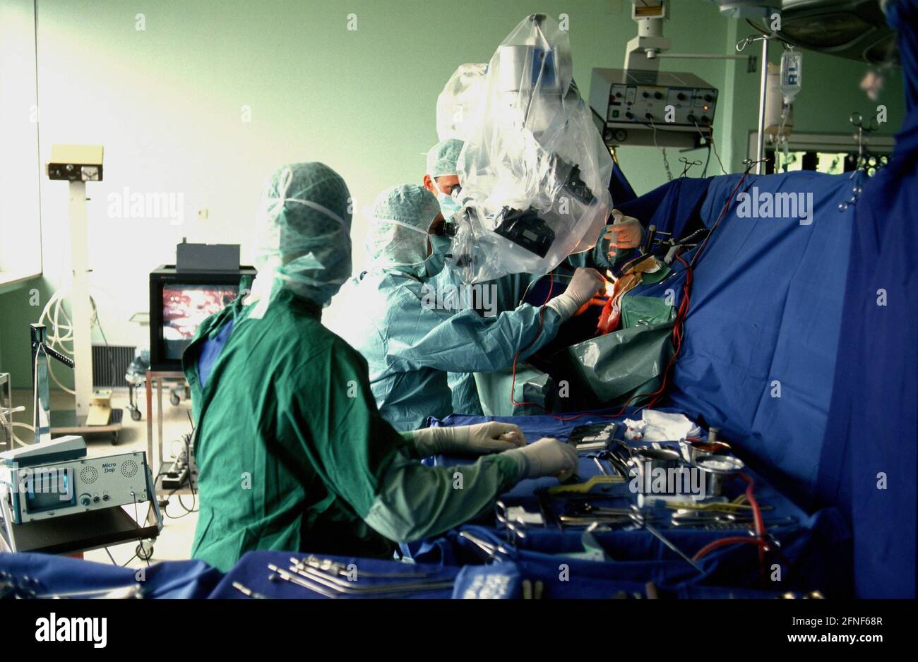 Microsurgery High Resolution Stock Photography and Images - Alamy