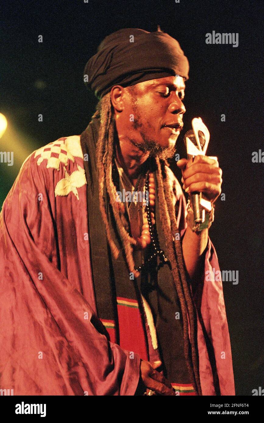 Mutabaruka hi-res stock photography and images - Alamy