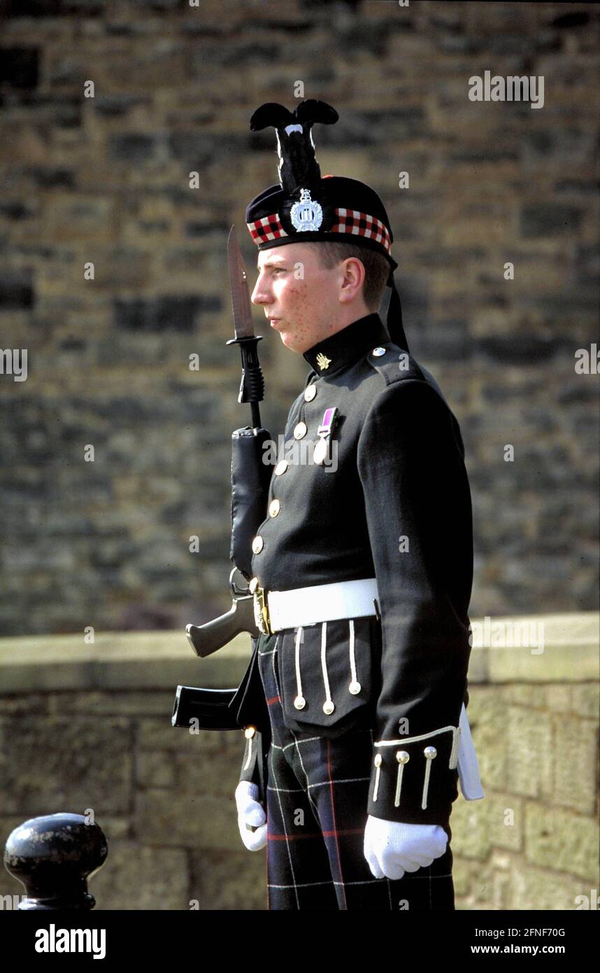Guard at Edinburgh Castle in Scotland. [automated translation] Stock ...
