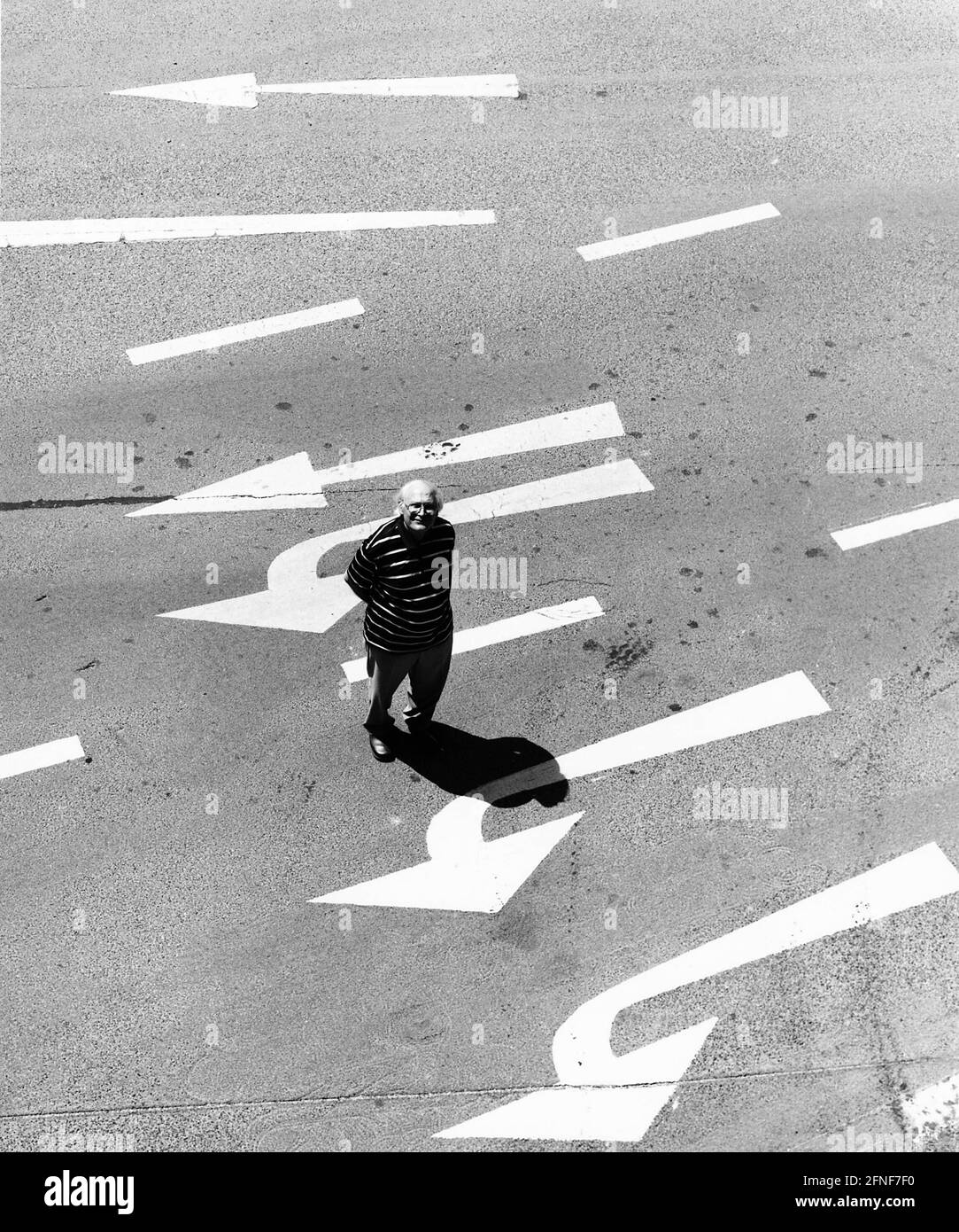 Bert hellinger hi-res stock photography and images - Alamy