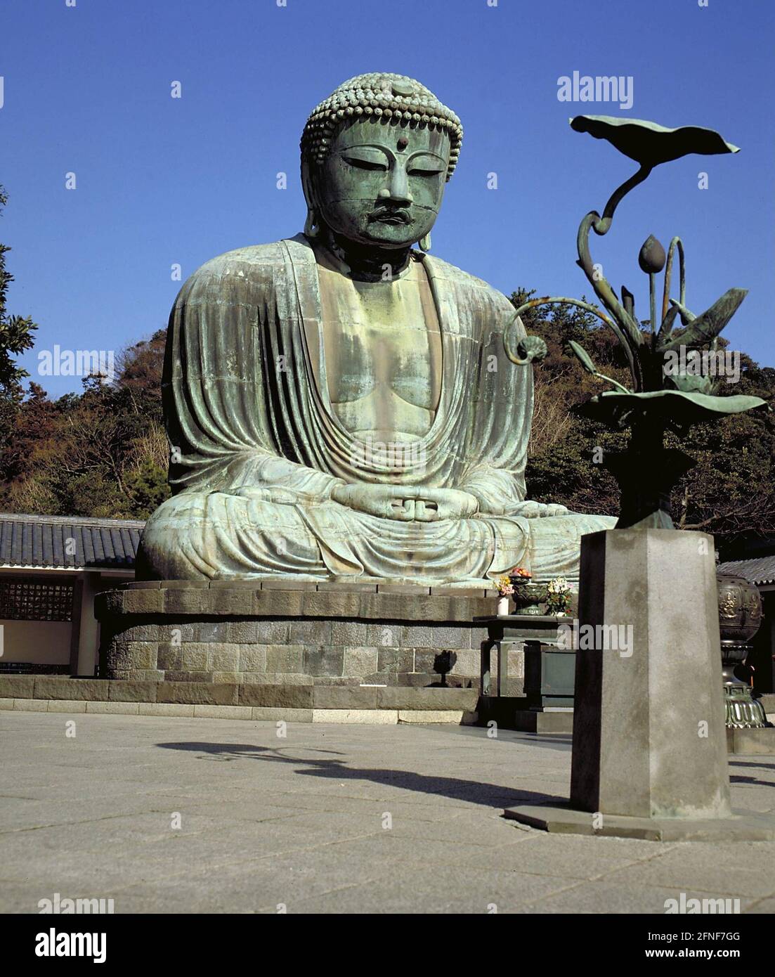 Large bronze Buddha statue of the Amida Daibutsu, dating from 1252 ...