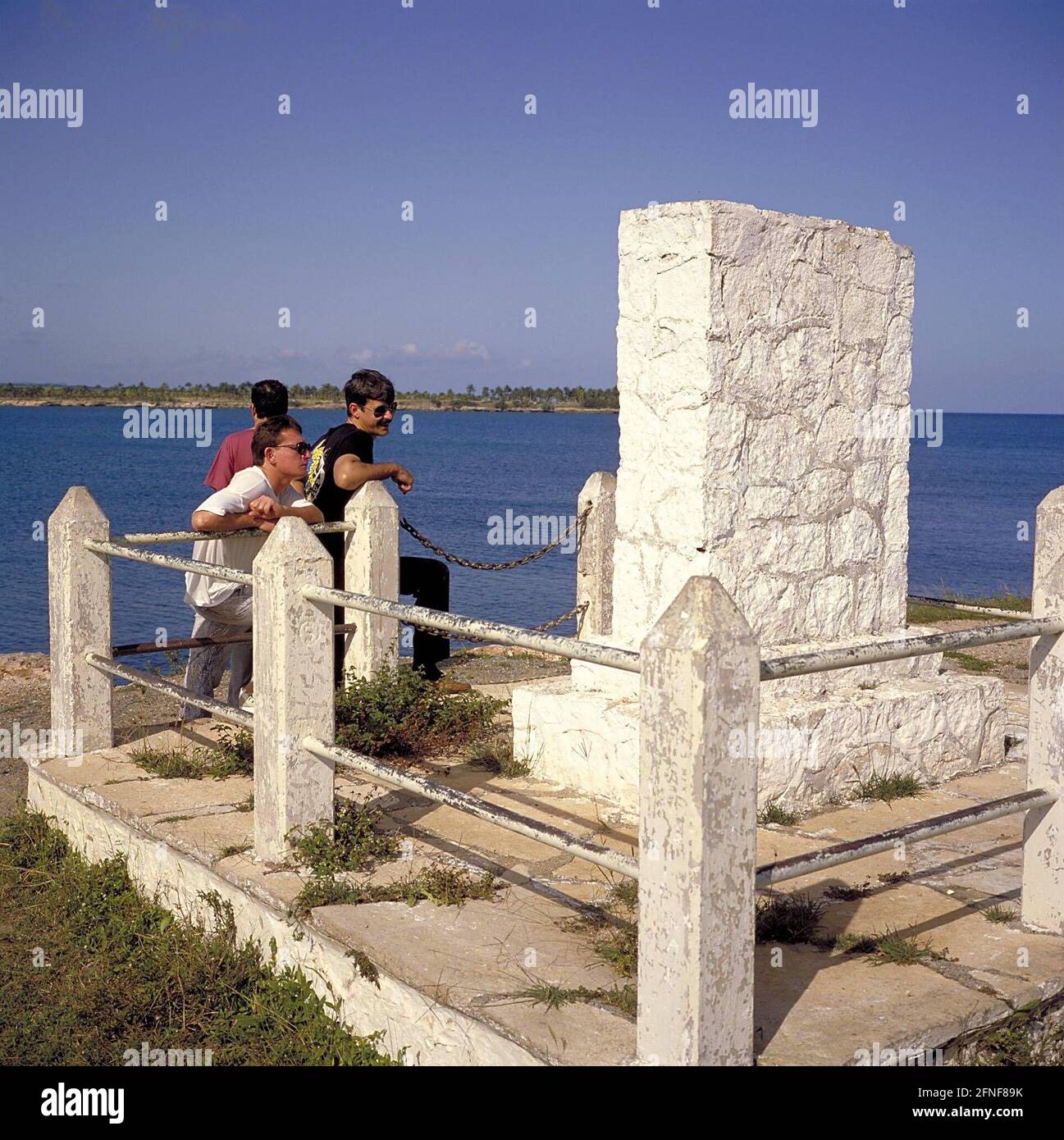 A memorial stone in the Bahia de Bariay near Guardalavaca commemorates ...