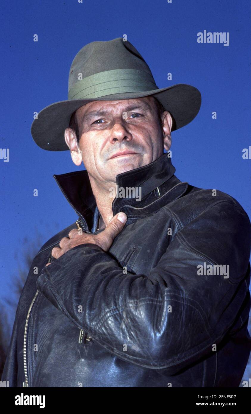 The well-known actor KLAUS LÖWITSCH ('Peter Strohm') is dead. As his ...