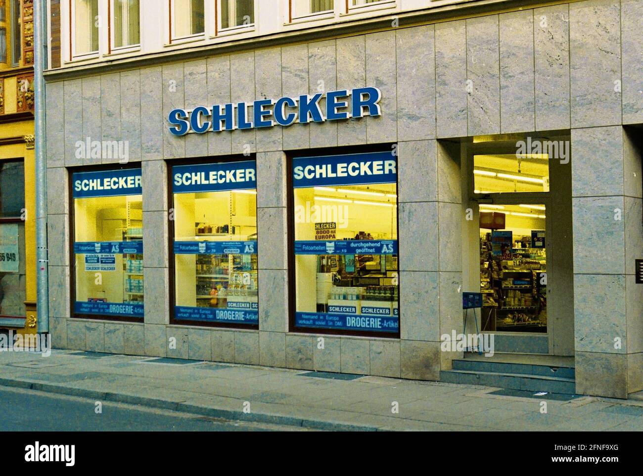 Branch of the Schlecker company, here a drugstore in Hanover ...