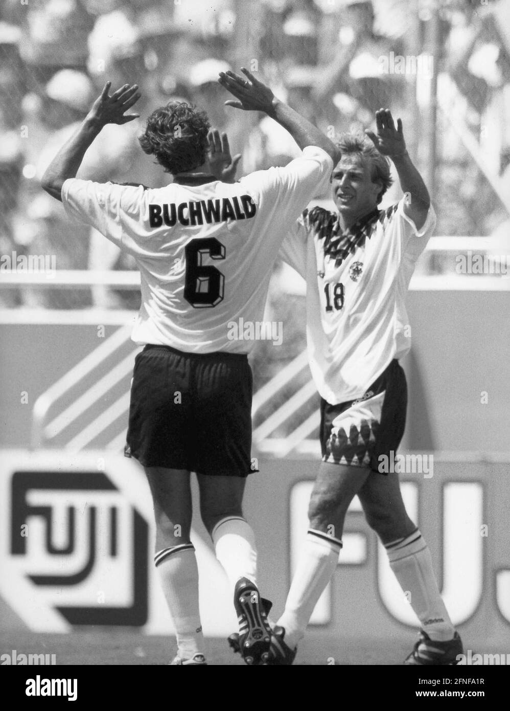 Usa cup soccer Black and White Stock Photos & Images - Alamy