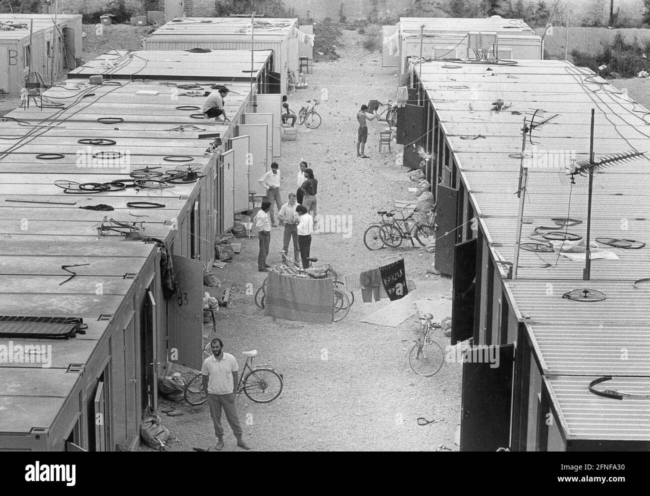 Asylant container hi-res stock photography and images - Alamy