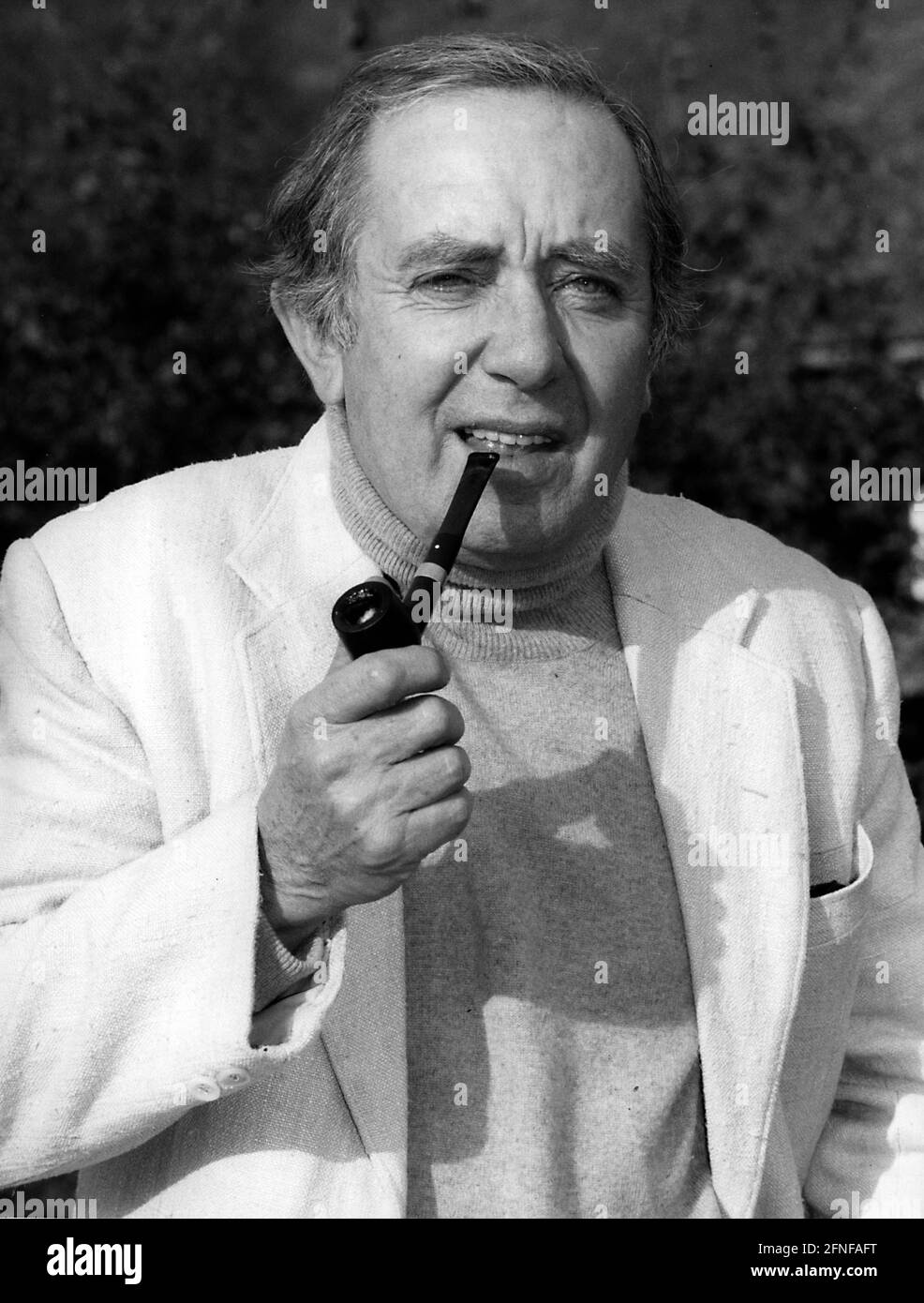 The actor Hans Clarin in his role in the TV series 'The Photographer or ...