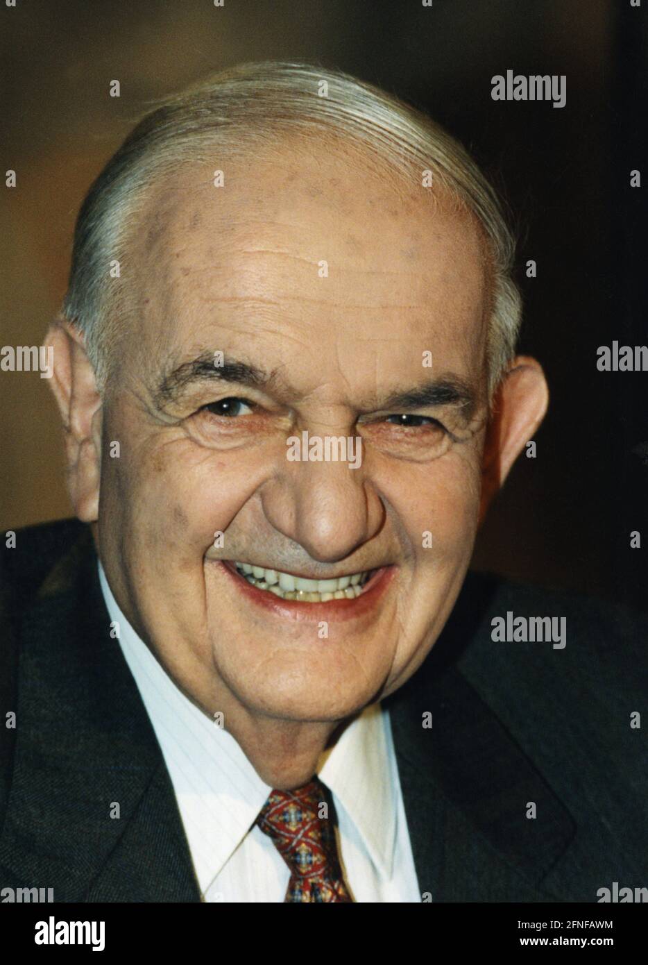 Professor Alfred Grosser during a broadcast of 'Berliner Begegnungen ...