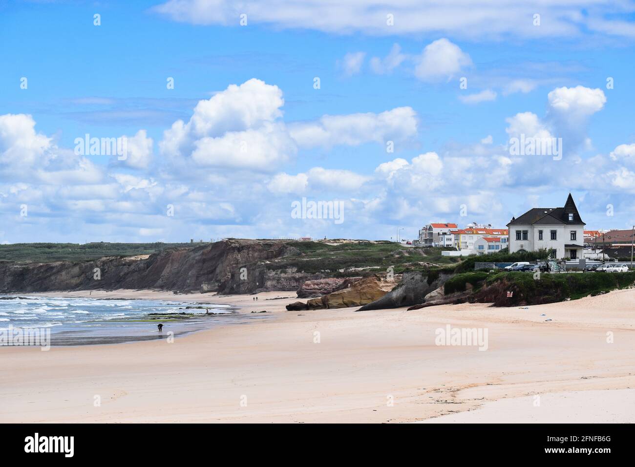 Praia do baleal peniche hi-res stock photography and images - Alamy