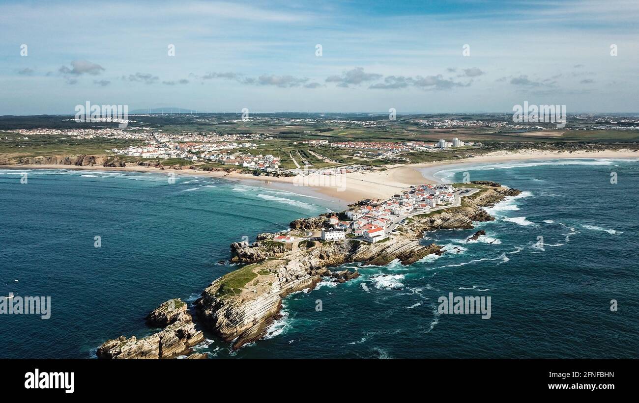 Praia do baleal peniche hi-res stock photography and images - Alamy