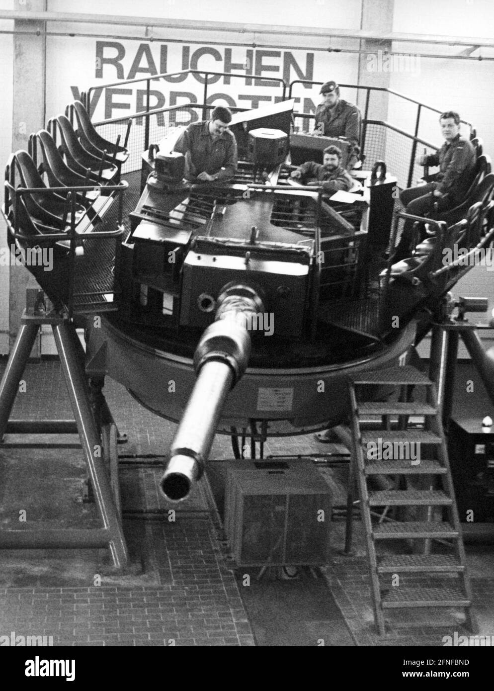 Rheinmetall tanks hi-res stock photography and images - Alamy