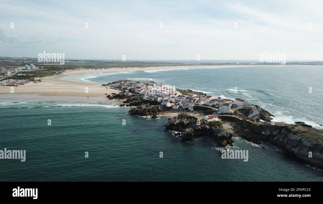 Praia do baleal peniche hi-res stock photography and images - Alamy