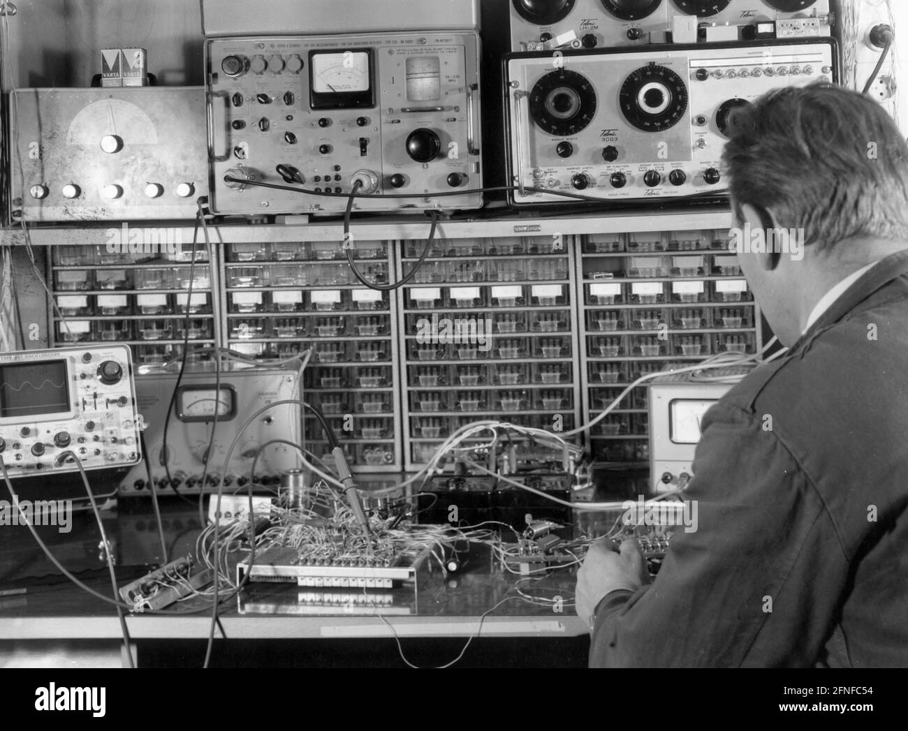 1970s computer laboratory Black and White Stock Photos & Images - Alamy
