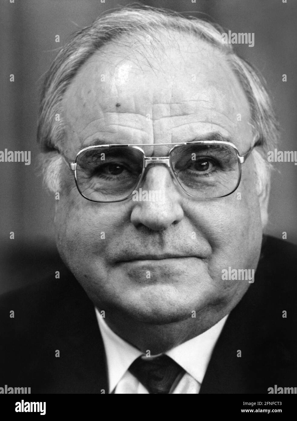 Helmut kohl portrait hi-res stock photography and images - Alamy
