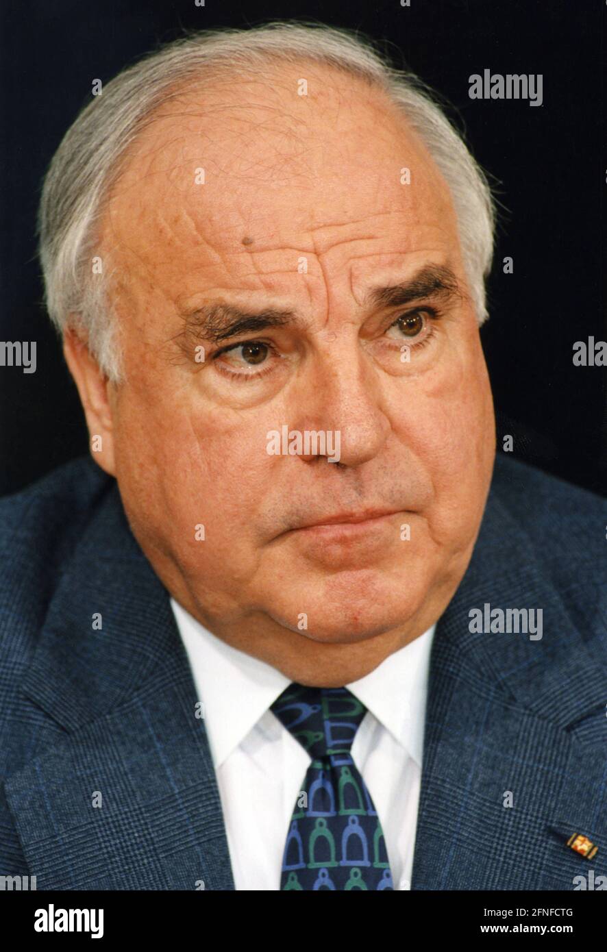Federal chancellor bonn hi-res stock photography and images - Alamy