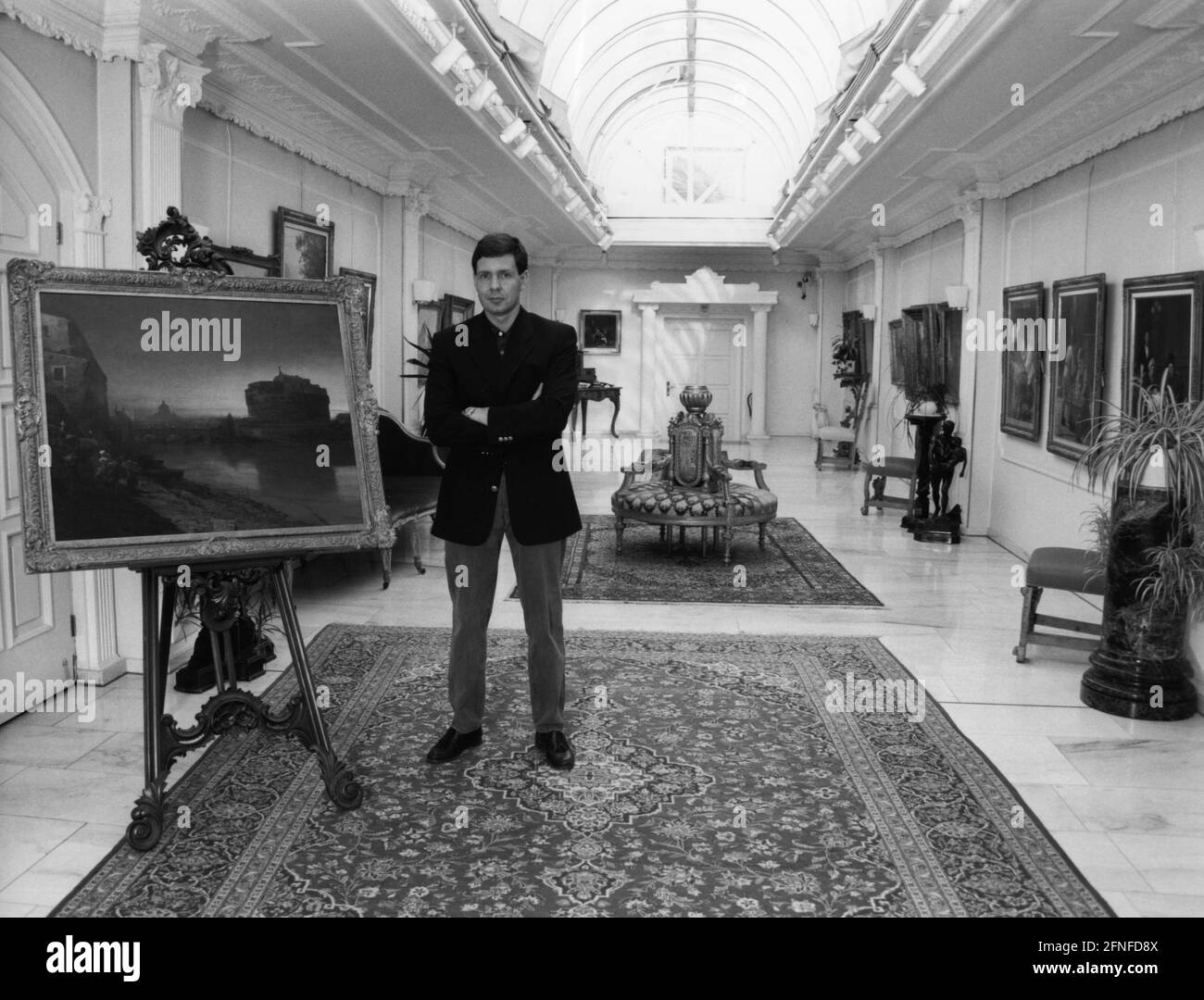 Harry Mensing in the Mensing Gallery in Hamm-Rhynern. [automated ...