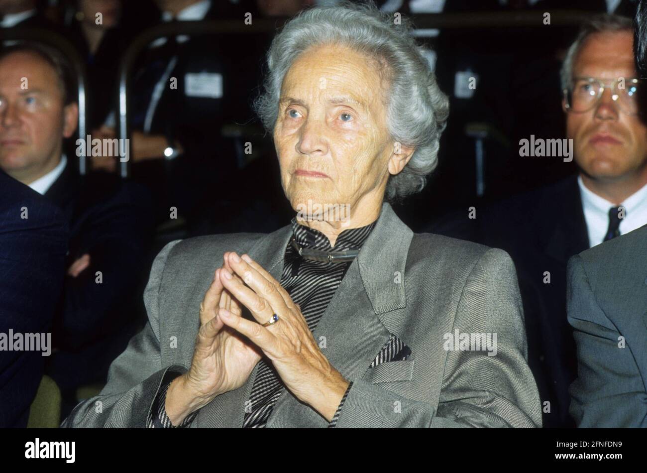 Marion countess donhoff hi-res stock photography and images - Alamy
