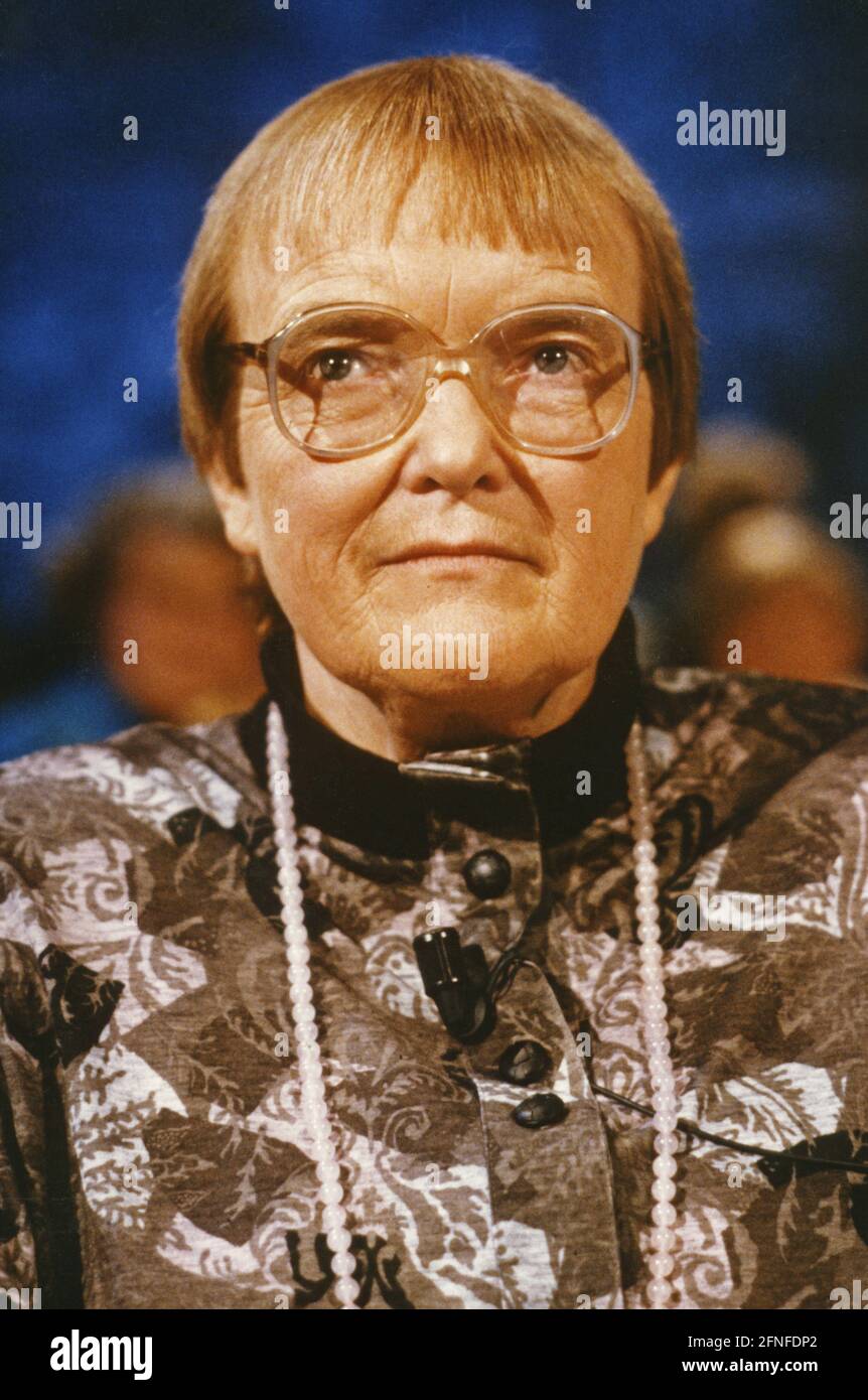 Gudrun pausewang hi-res stock photography and images - Alamy