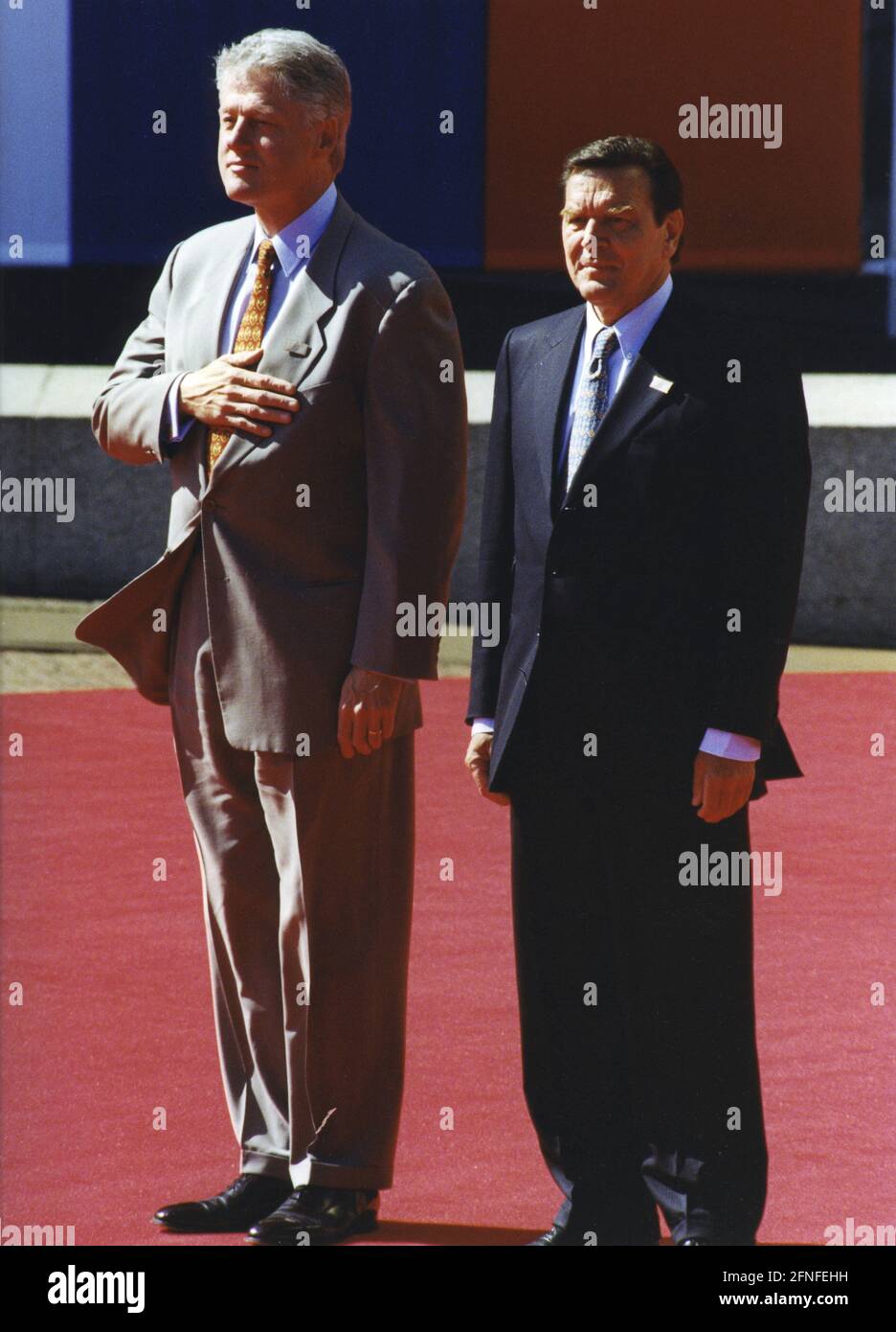 World economic summit 1999 hi-res stock photography and images - Alamy