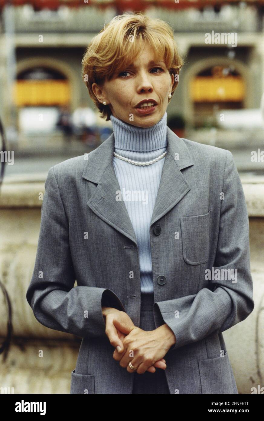 Doris Morgado Husband