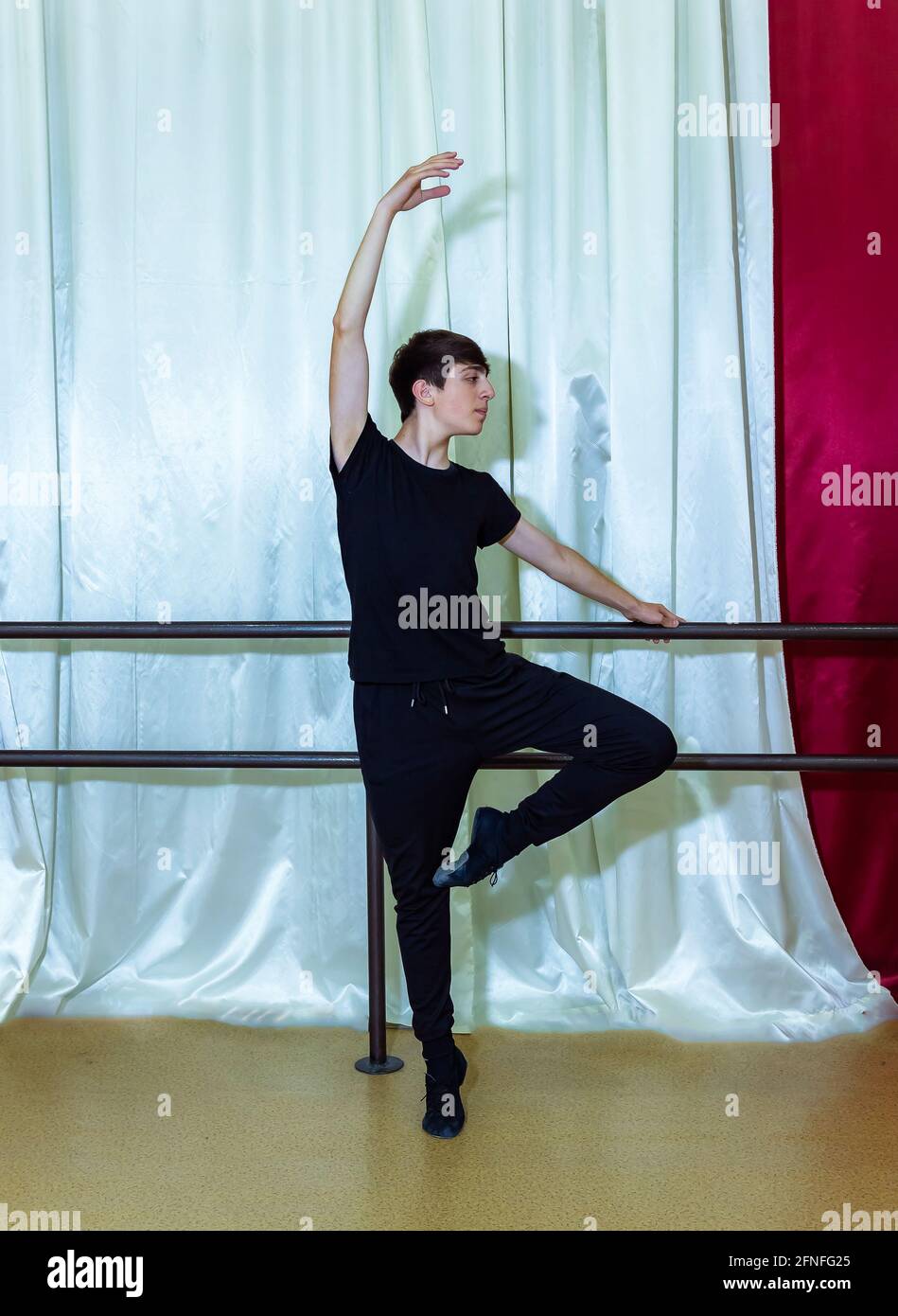 Boy girl sitting dance hi-res stock photography and images - Alamy