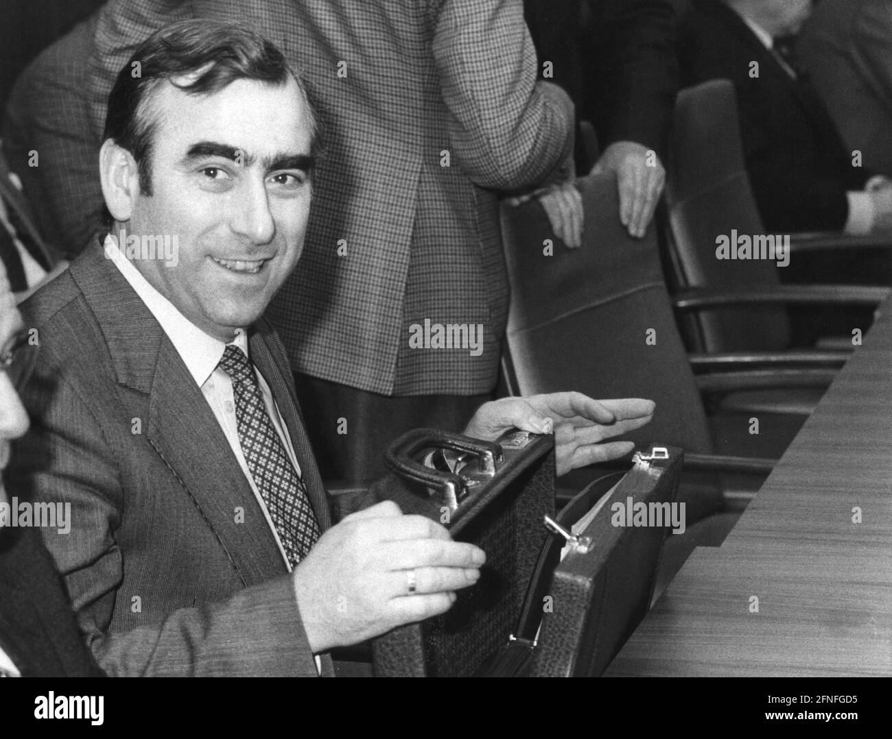 The head of the CSU parliamentary group Theodor Waigel in the Bundestag ...