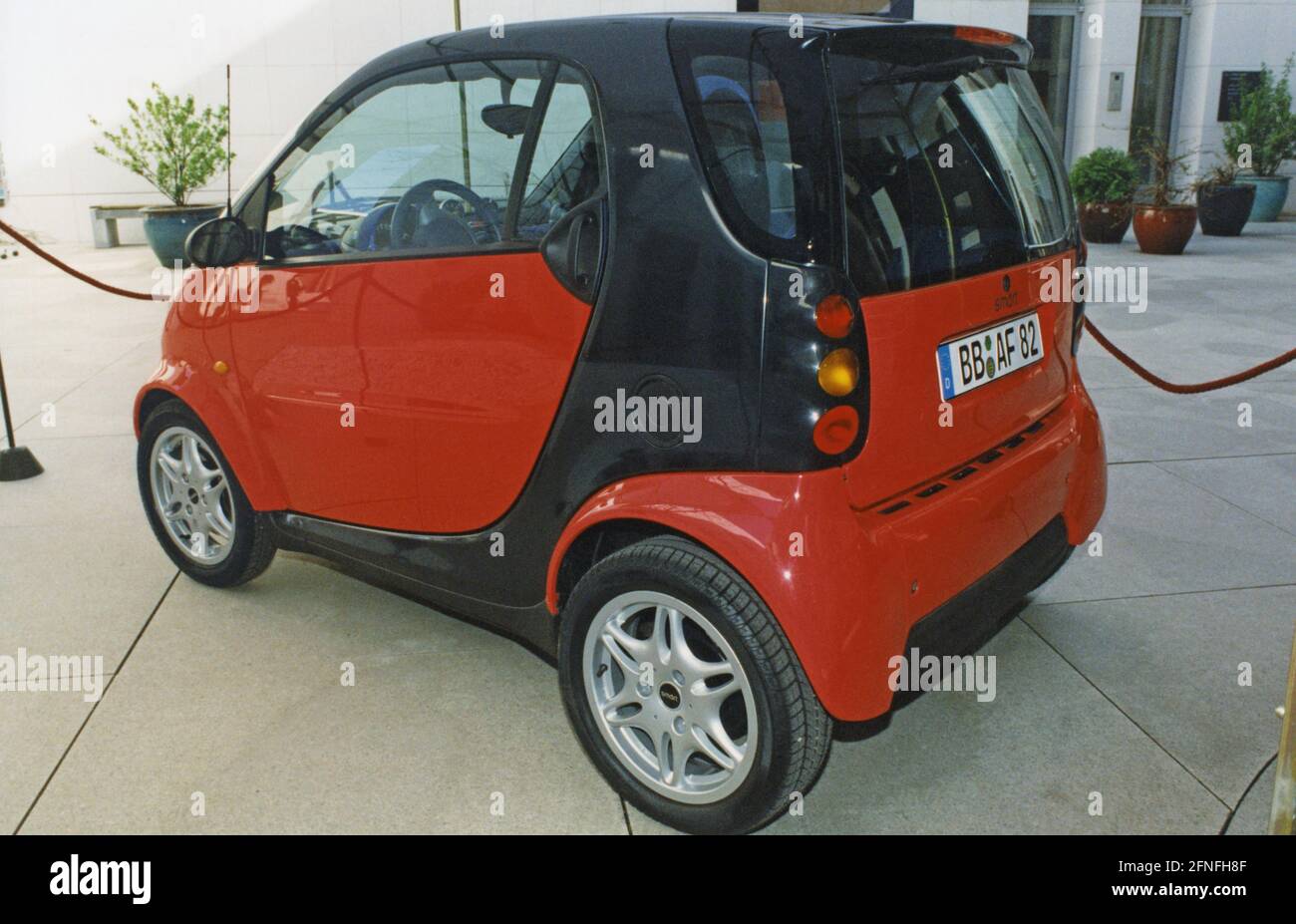 Smart swatch car hi-res stock photography and images - Alamy