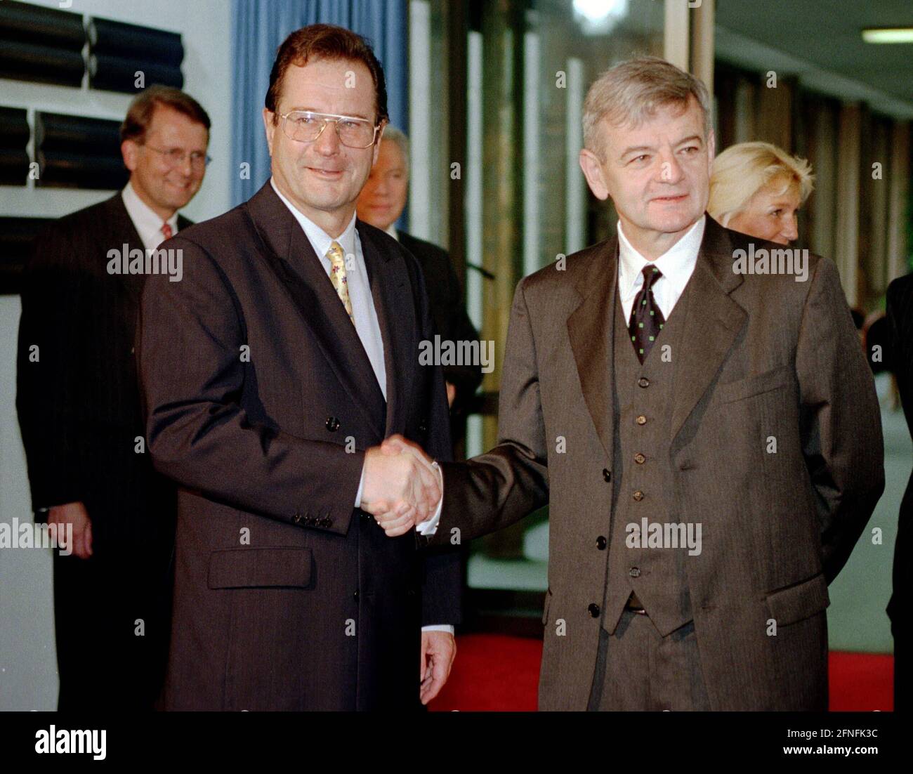 28 10 1998 hi-res stock photography and images - Alamy