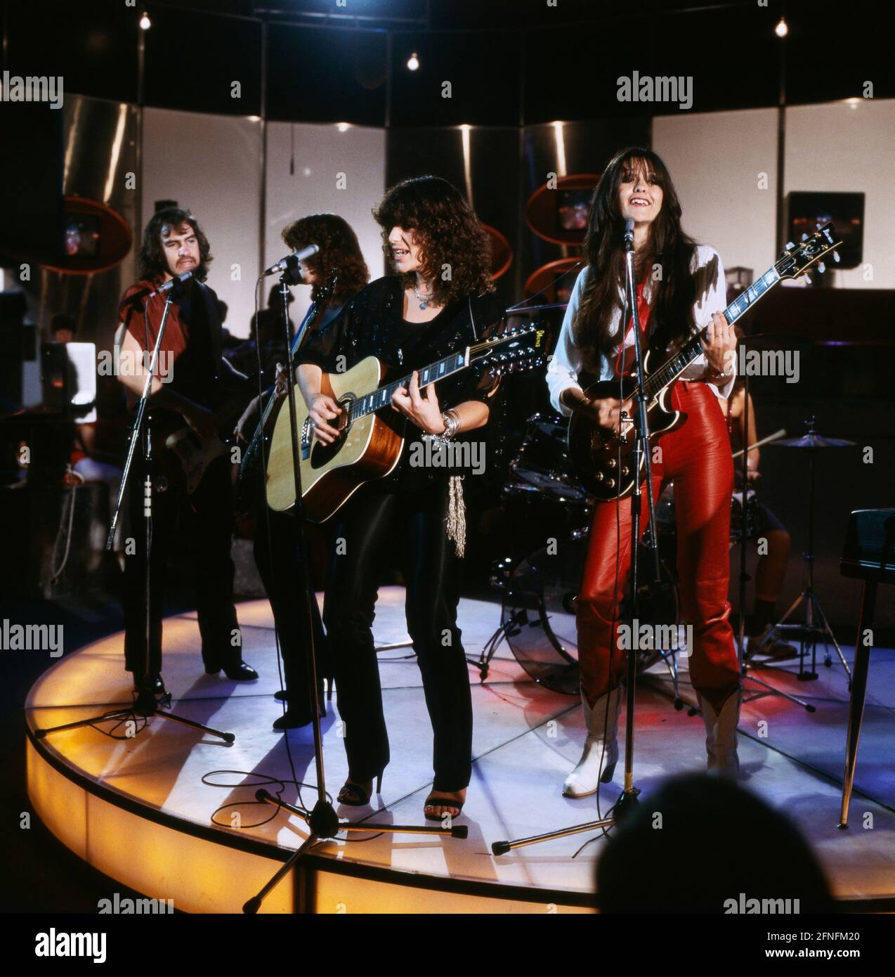 At the zdf television show hi-res stock photography and images - Alamy