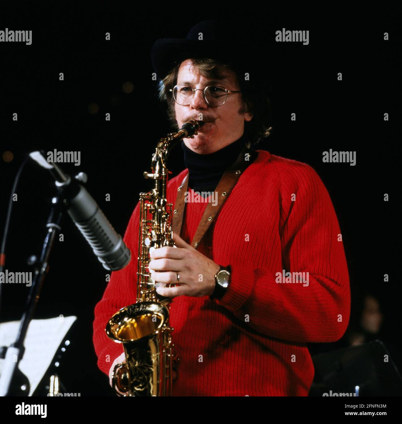 Richie cole hi-res stock photography and images - Alamy