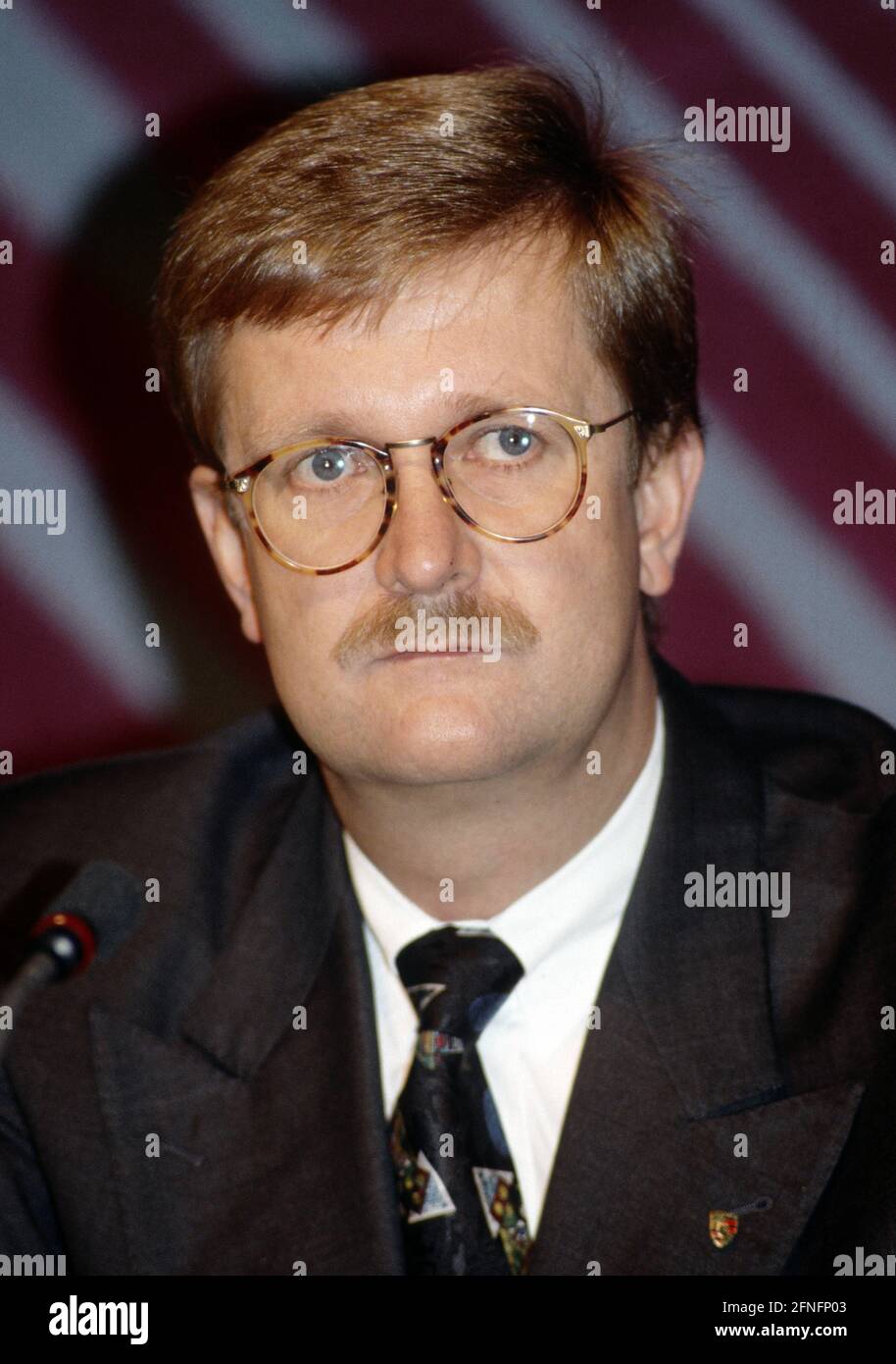 Wendelin wiedeking 1993 hi-res stock photography and images - Alamy