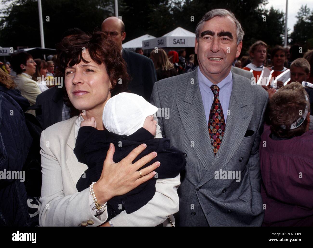 Federal Minister of Finance Theo WAIGEL , CSU , and his wife Irene ...