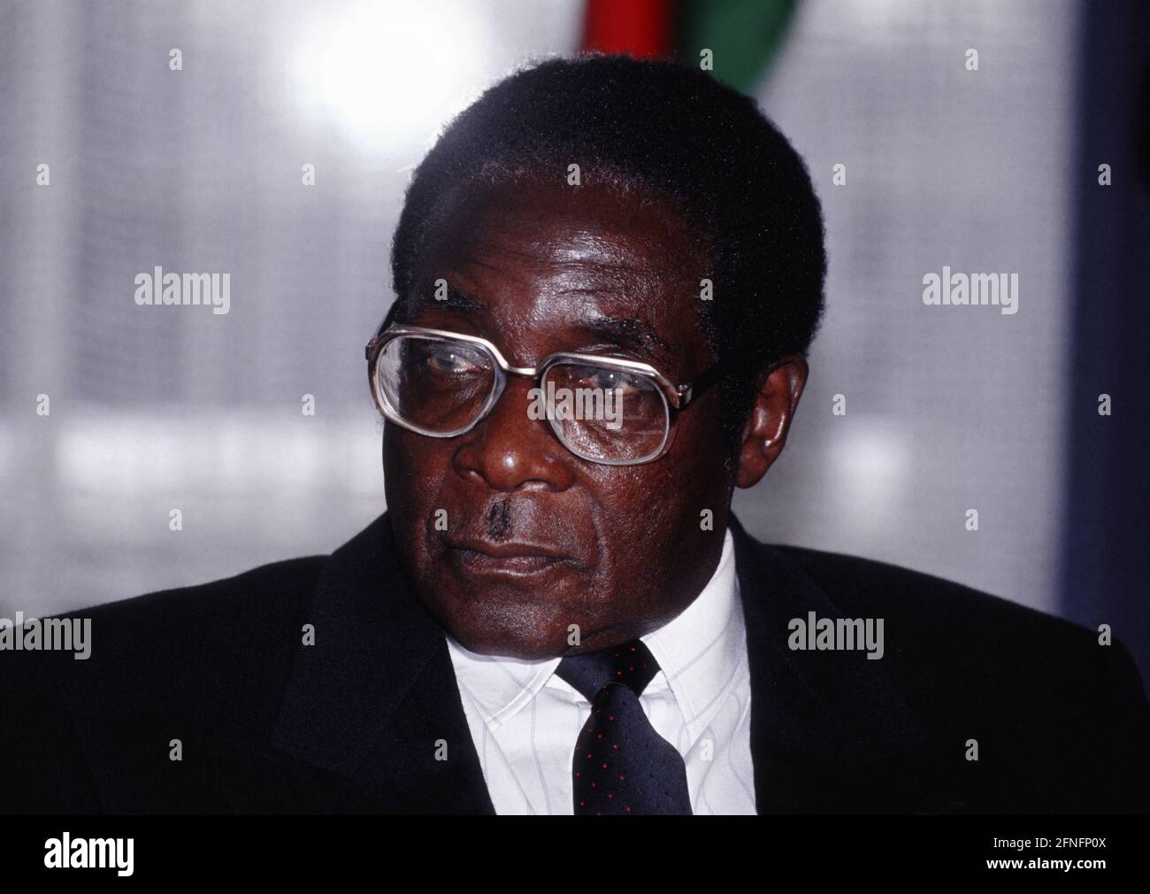 Robert MUGABE , President of Zimbabwe , November 1991 [automated ...