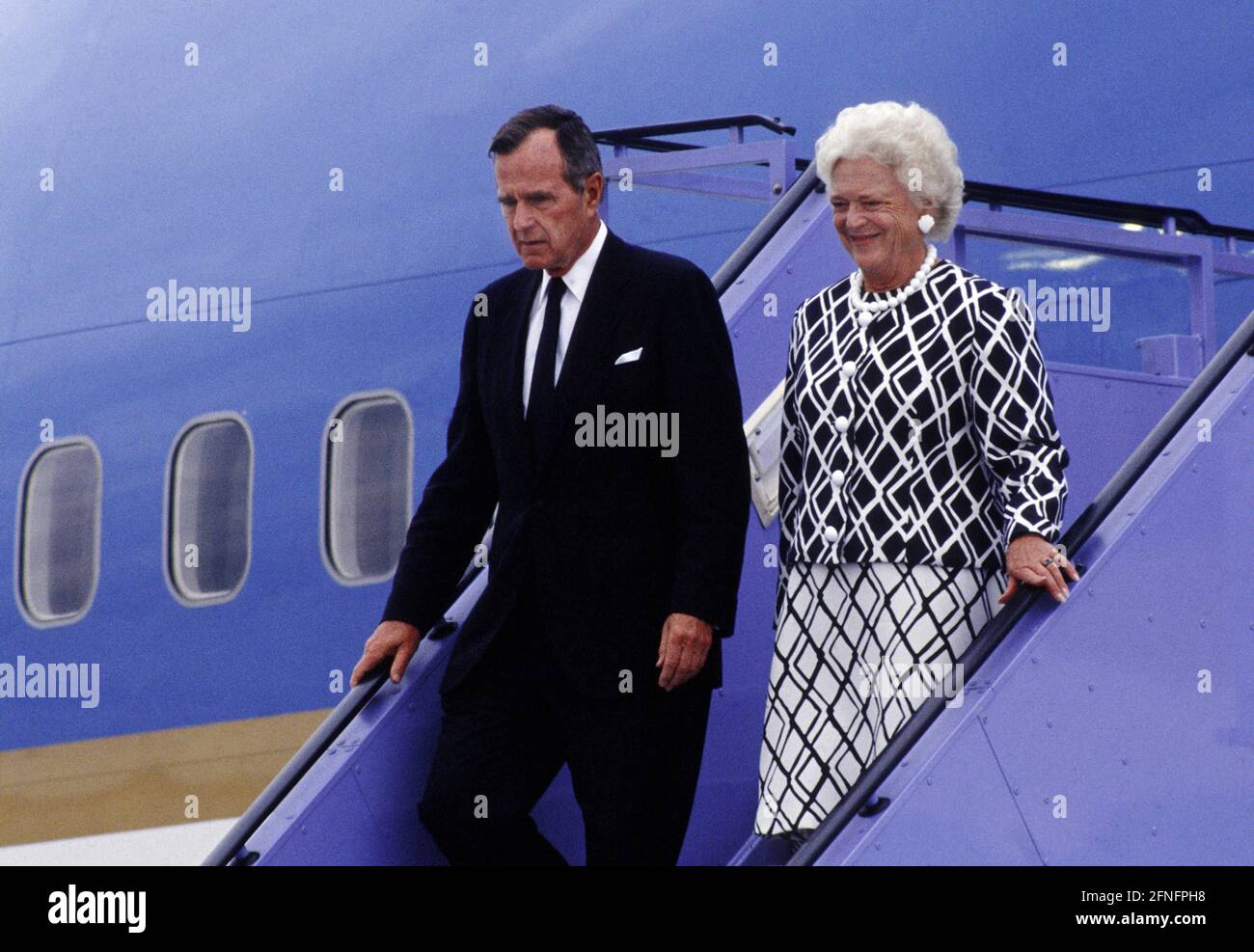 G7 1992 hi-res stock photography and images - Alamy