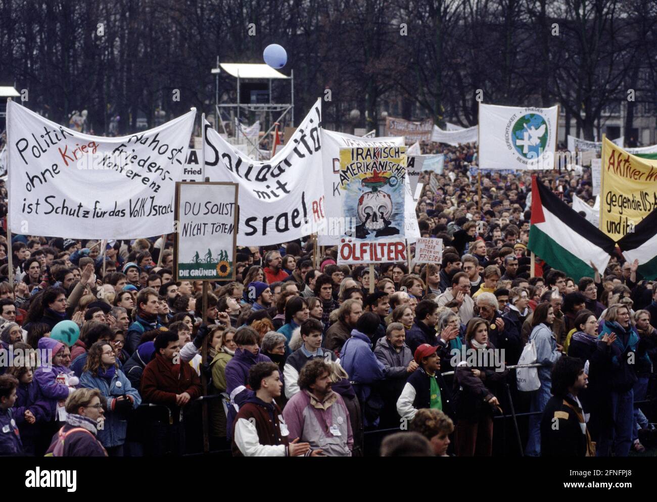 Gulf war hi-res stock photography and images - Alamy