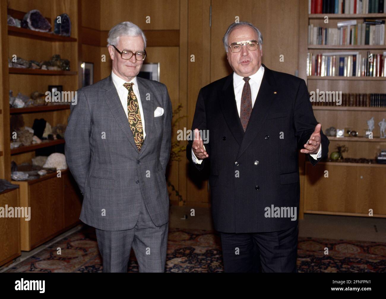 Douglas hurd 1991 hi-res stock photography and images - Alamy