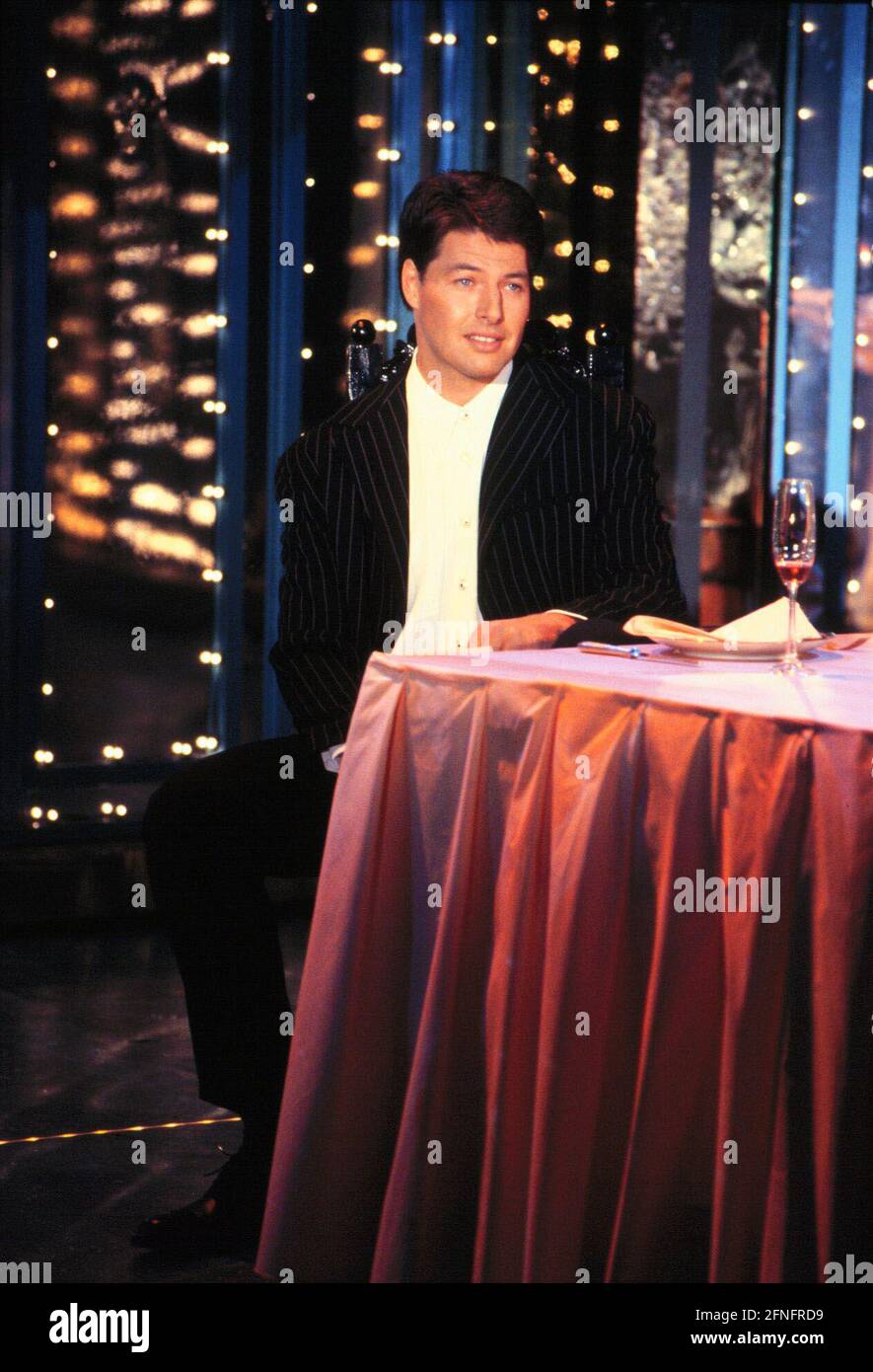 Christopher Barker, Schweizer Schauspieler und Sänger, TV Auftritt ...