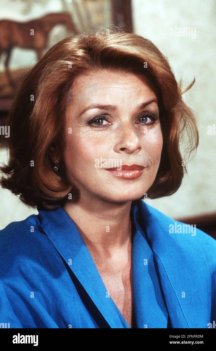 Senta Berger's Instagram, Twitter & Facebook on IDCrawl