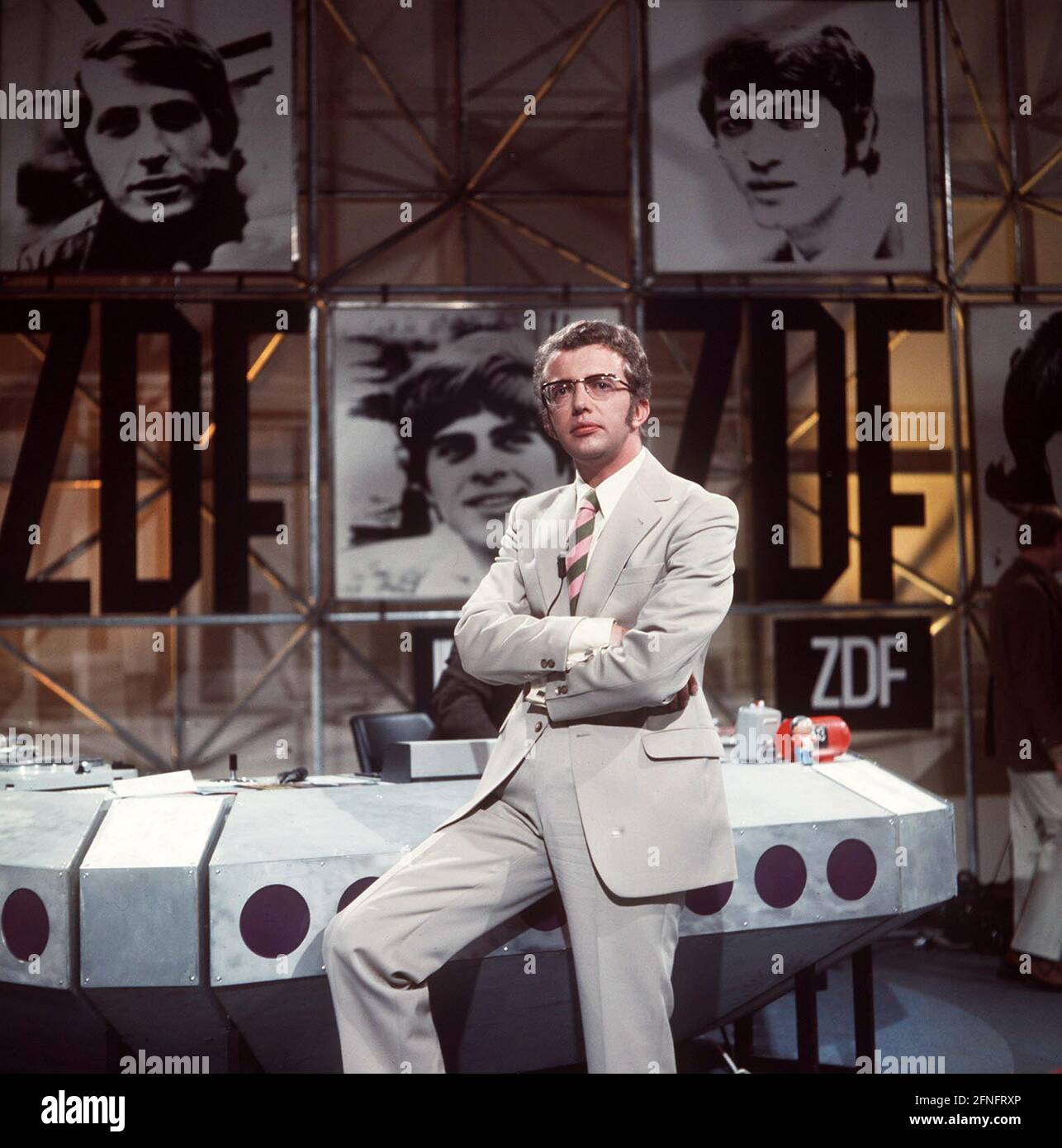 Hitparade, ZDF, Musiksendung, 24. Mai 1969, moderiert von DIETER THOMAS ...