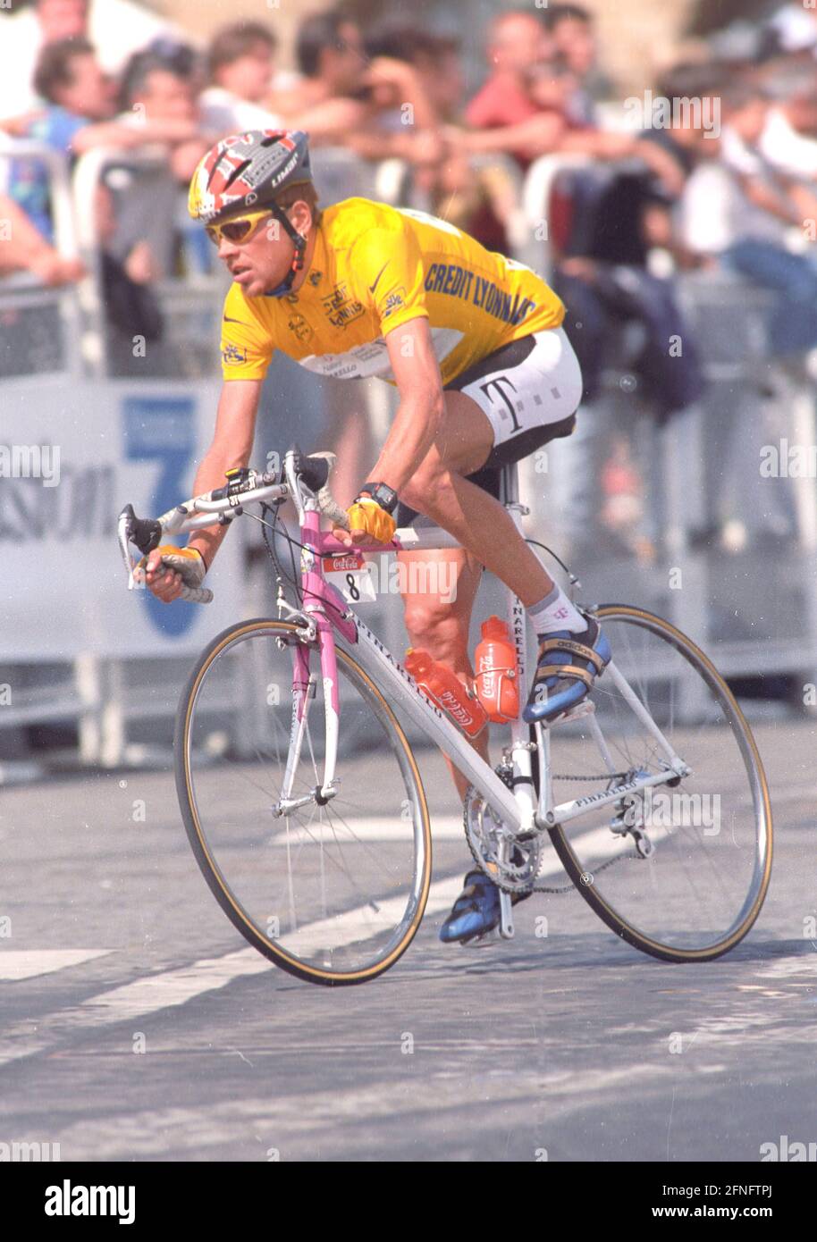 Jan ullrich tour de france hi-res stock photography and images - Alamy