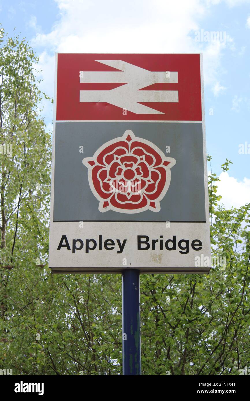 Signpost railway hi-res stock photography and images - Alamy