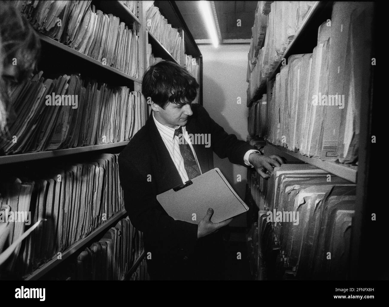 Card 1992 Black and White Stock Photos & Images - Alamy