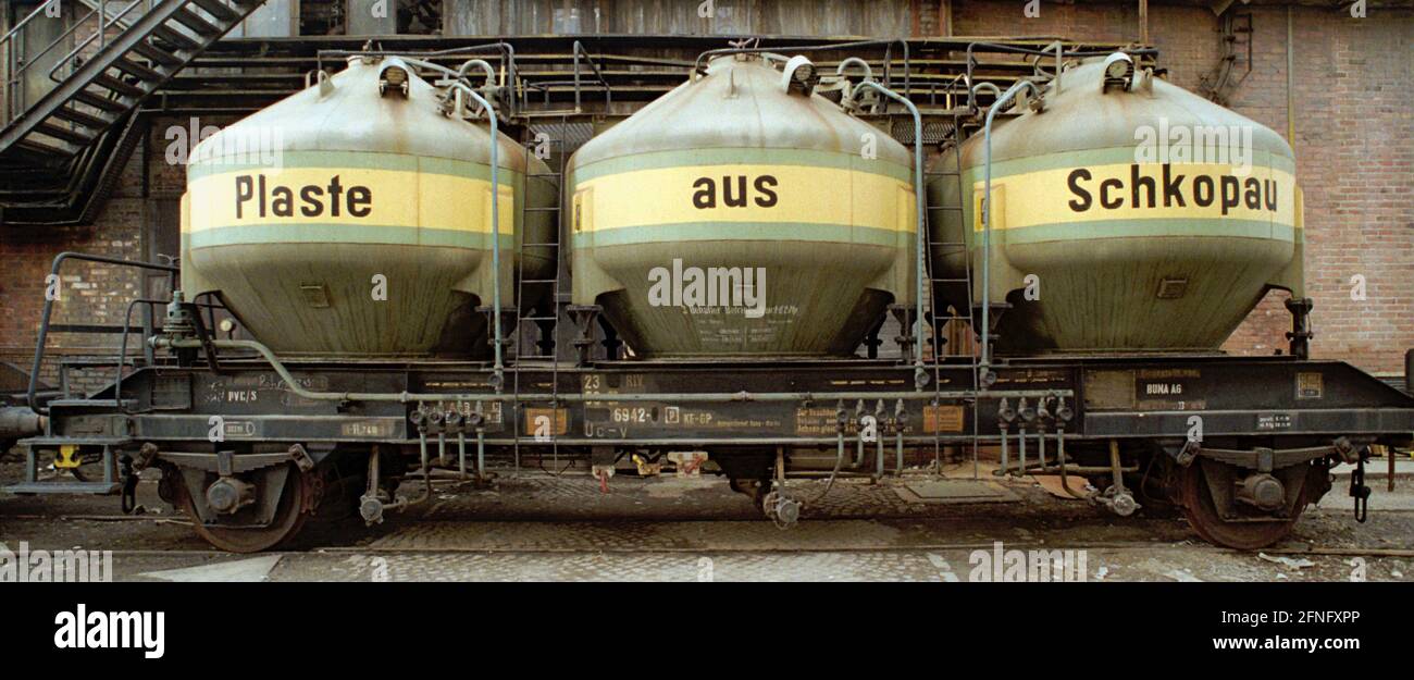 "Saxony-Anhalt / GDR / Industry / 1993 BUNA-Werke in Schkopau. Once one ...