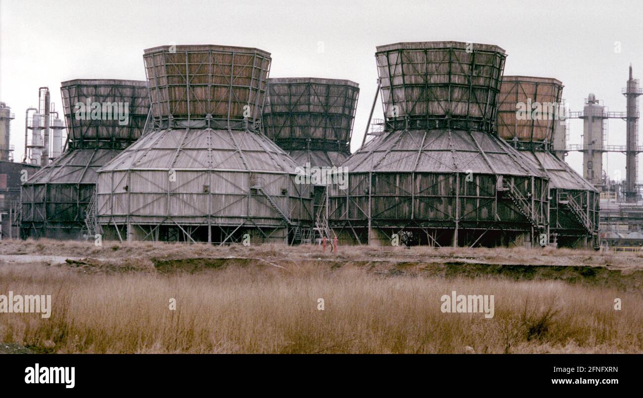 Cooling dow hi-res stock photography and images - Alamy