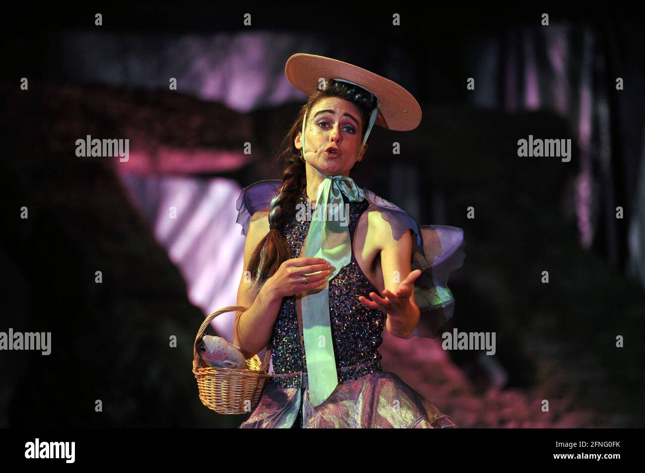 Nancy trotter landry hi-res stock photography and images - Alamy