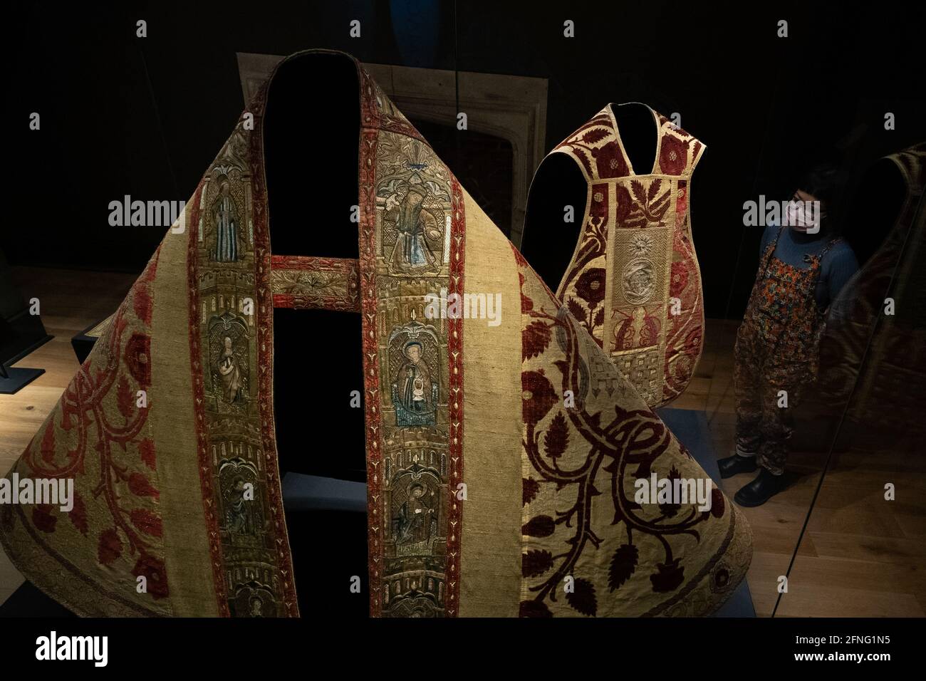 Henry VIII Cope with ophrey band, hoodand morse known as Stonyhurst ...