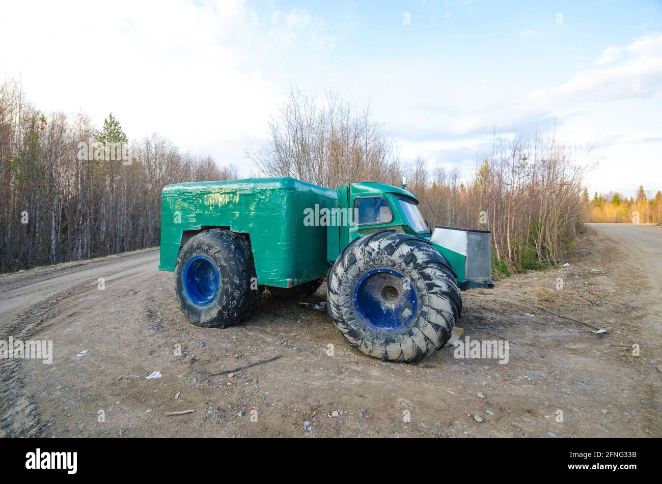 Swamp wheels hi-res stock photography and images - Alamy